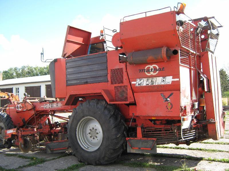 Matrot M 41 H Arracheuse à betteraves - technikboerse.com