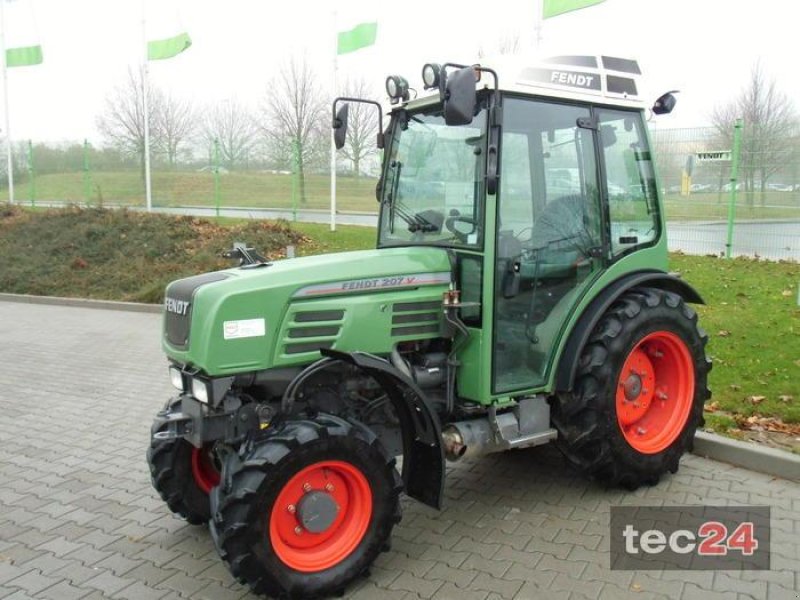 Fendt 207 VA Weinbautraktor - technikboerse.com