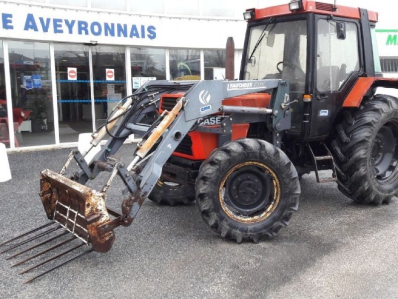 Case IH 745 XL Tracteur - technikboerse.com
