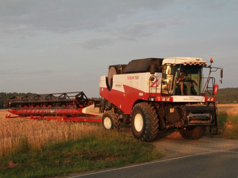 ROSTSELMASH TORUM 760 Moissonneuse-batteuse - technikboerse.com