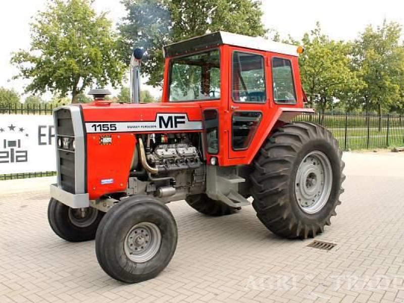 Massey Ferguson 1155 V8 Tractor - technikboerse.com