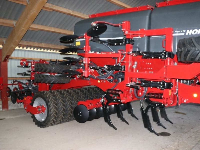 Horsch Focus 4 TD Drillmaschinenkombination - technikboerse.com