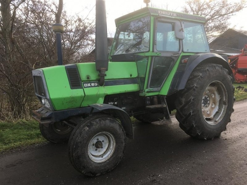 Deutz-Fahr DX 85 Traktor, 4000 Roskilde - technikboerse.com