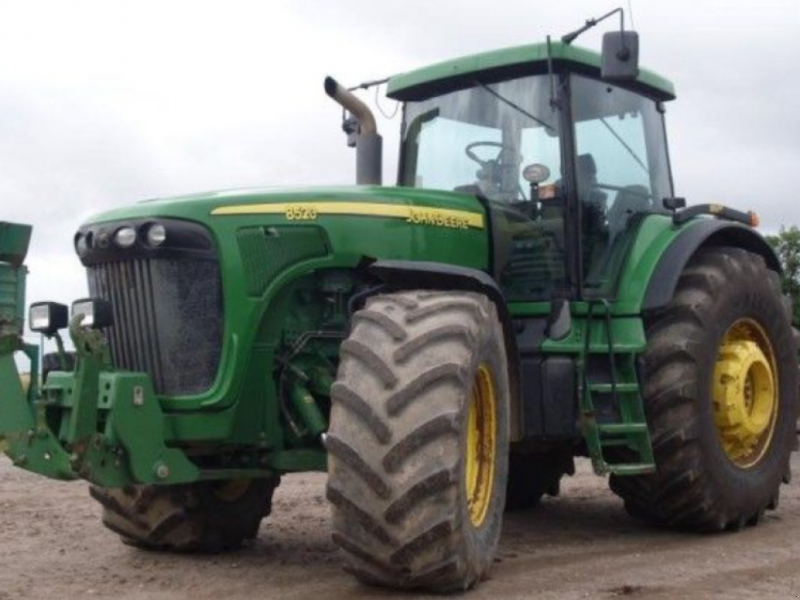 John Deere 8520 Traktor, Кіровоград - technikboerse.com