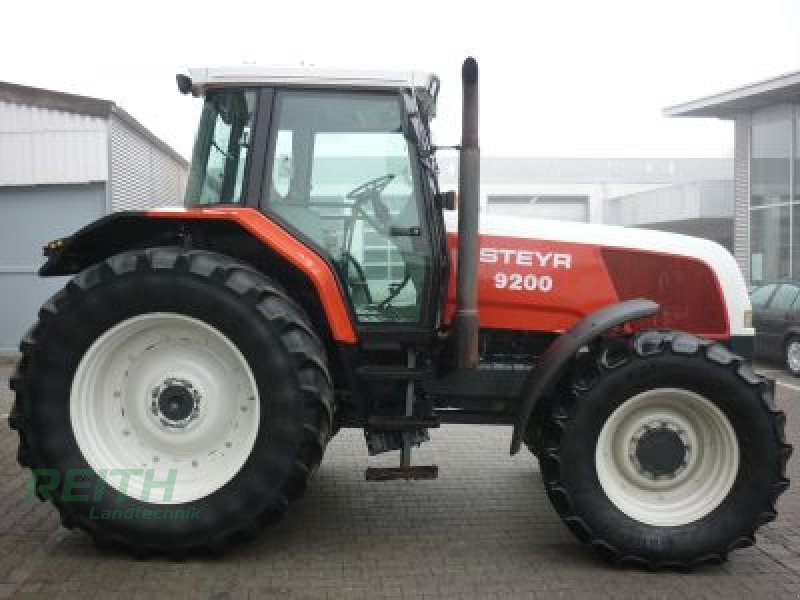 Steyr 9200 Traktor - technikboerse.com