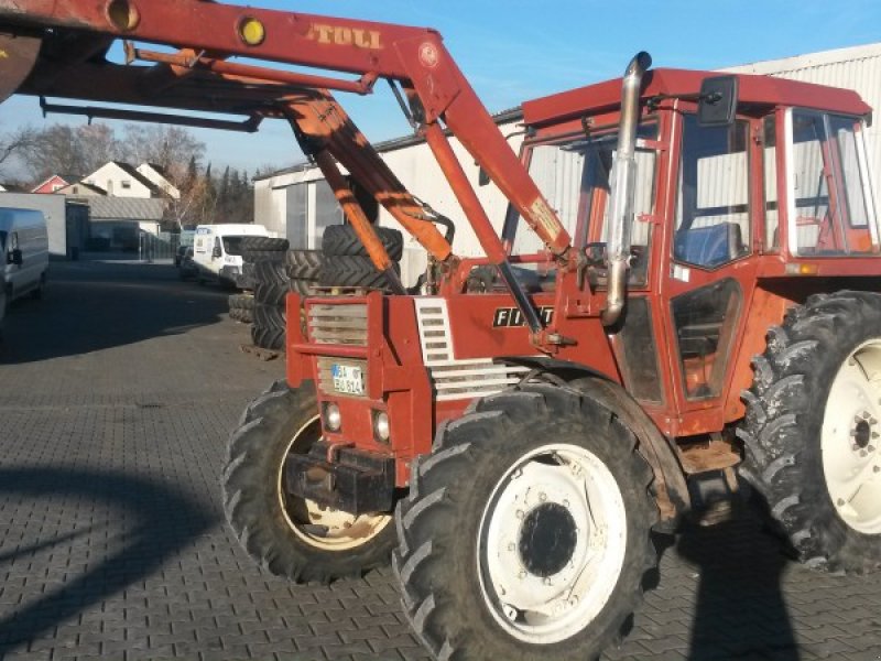 Fiat 680 DT Tractor - technikboerse.com