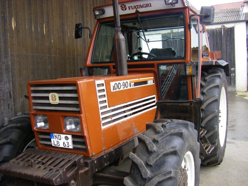 Fiat 100-90 DT Trattore - technikboerse.com
