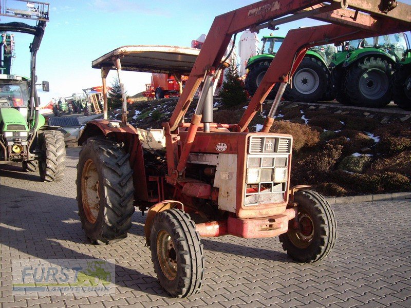 IHC 553 S Tractor - technikboerse.com