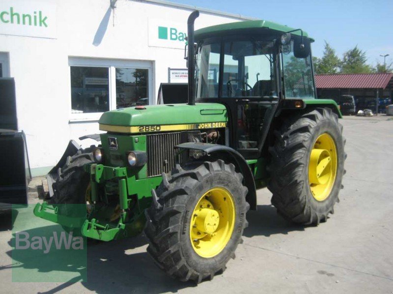 John Deere 2850 Tractor - technikboerse.com