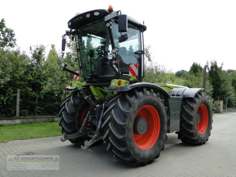 CLAAS XERION 3300 VC Traktor - technikboerse.com
