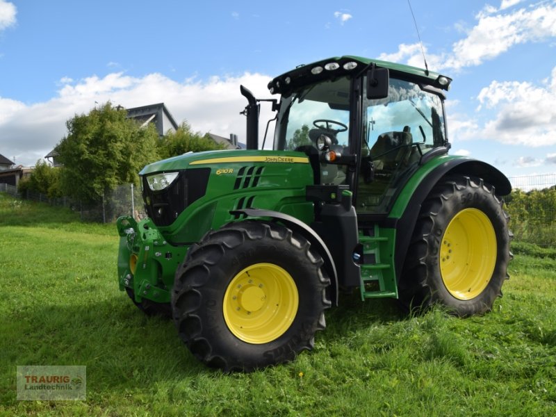 John Deere 6110R Traktor - technikboerse.com