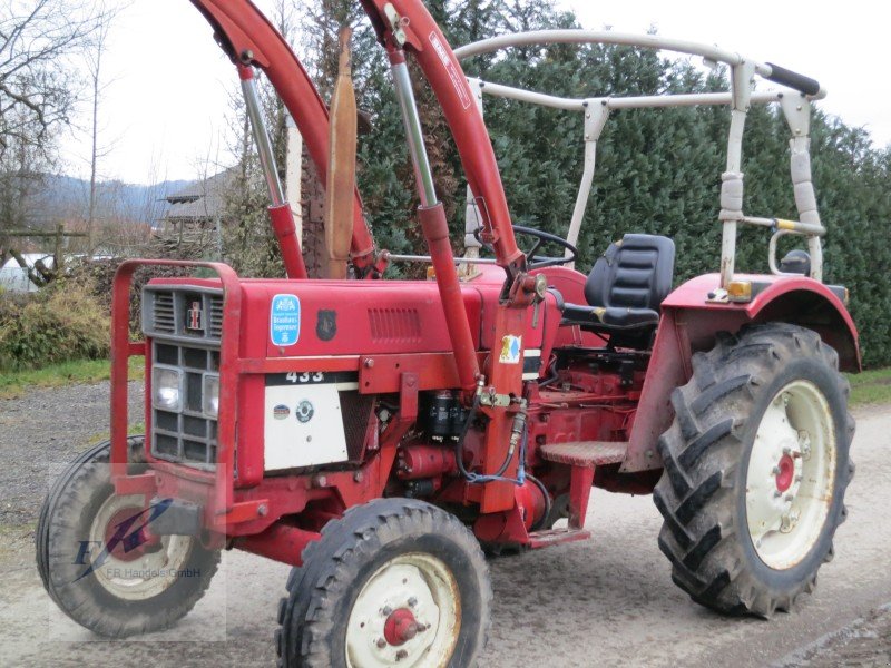 Case IH IHC 433 Traktor - technikboerse.com