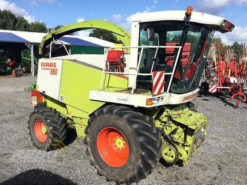 CLAAS JAGUAR 860 Forage harvester - technikboerse.com