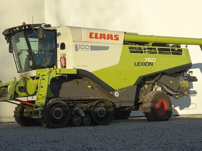 CLAAS LEXION 760 TT Mähdrescher - technikboerse.com