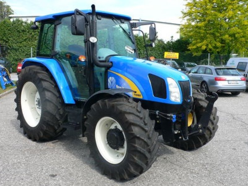 New Holland T5060 Trattore - technikboerse.com