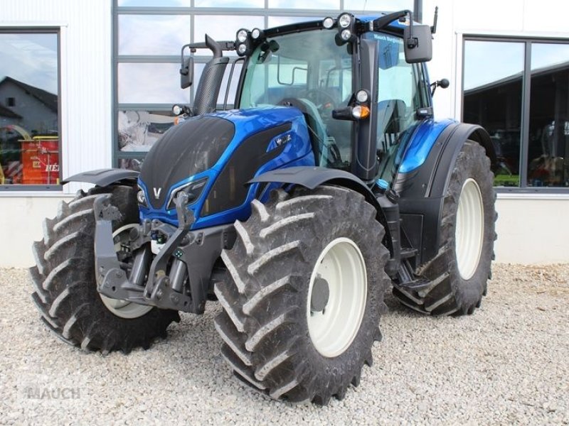 Valtra N134 A 50km/h FH Traktor - technikboerse.com