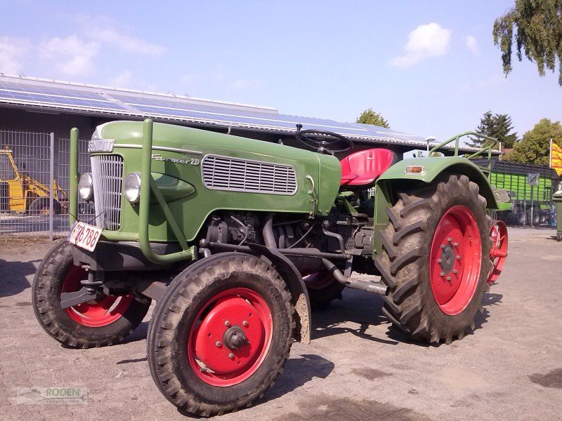 Fendt Farmer 2D Traktor - technikboerse.com