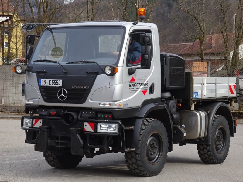 Mercedes-Benz U 20 Unimog - technikboerse.com