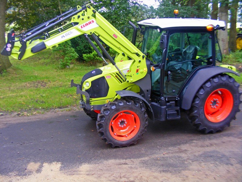 CLAAS Atos 220+ Frontlader Traktor - technikboerse.com
