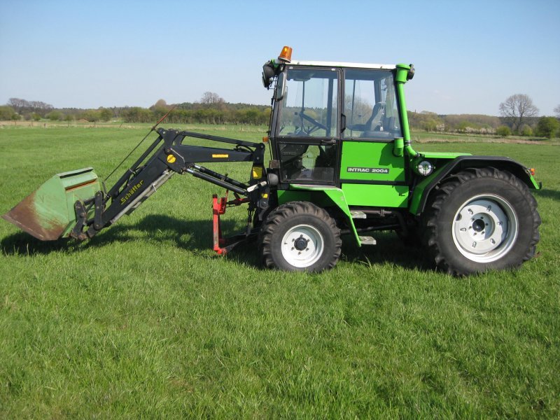 Deutz-Fahr Intrac 2004 A - TGI Tractor - technikboerse.com
