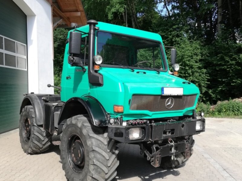 Mercedes-Benz Unimog U 2100 Agrar Unimog - technikboerse.com