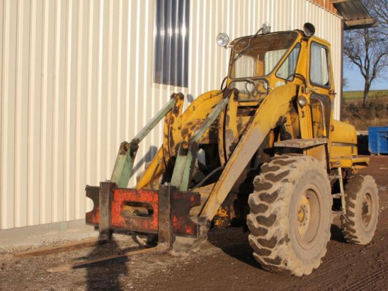 Massey Ferguson MF Wheel loader - technikboerse.com