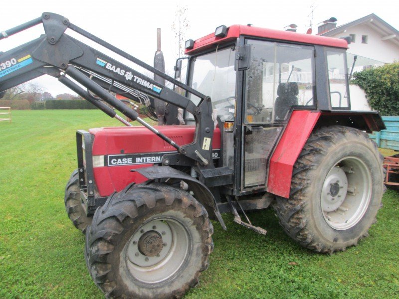 Case IH 940 Allrad Traktor - technikboerse.com