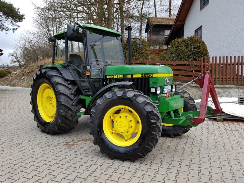 John Deere 2850 Traktor - technikboerse.com